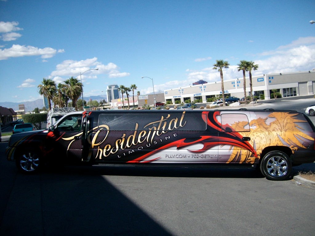 Presidential Limo Stretch Limo1 - Patrick's Signs, Inc.