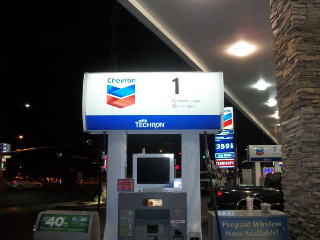 Chevron Gas Spanner Install - Patrick's Signs, Inc.
